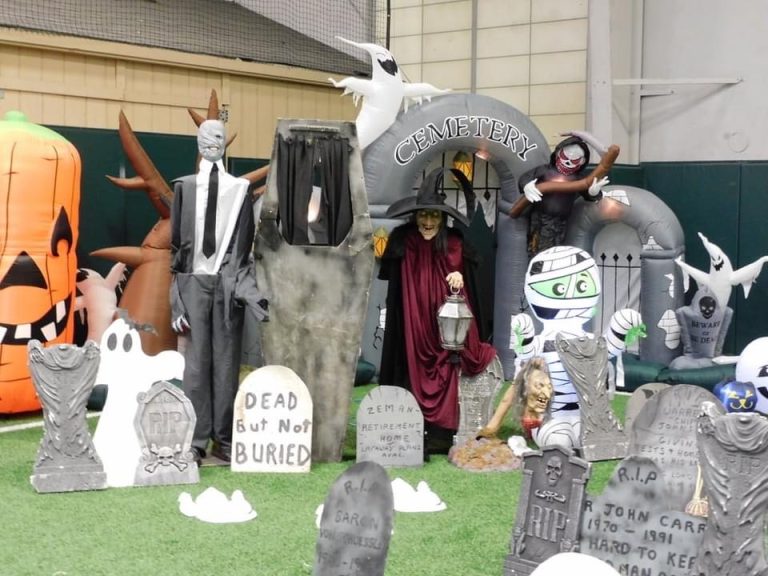 Spooktacular Party is a Frightening Good Time - Lion Magazine